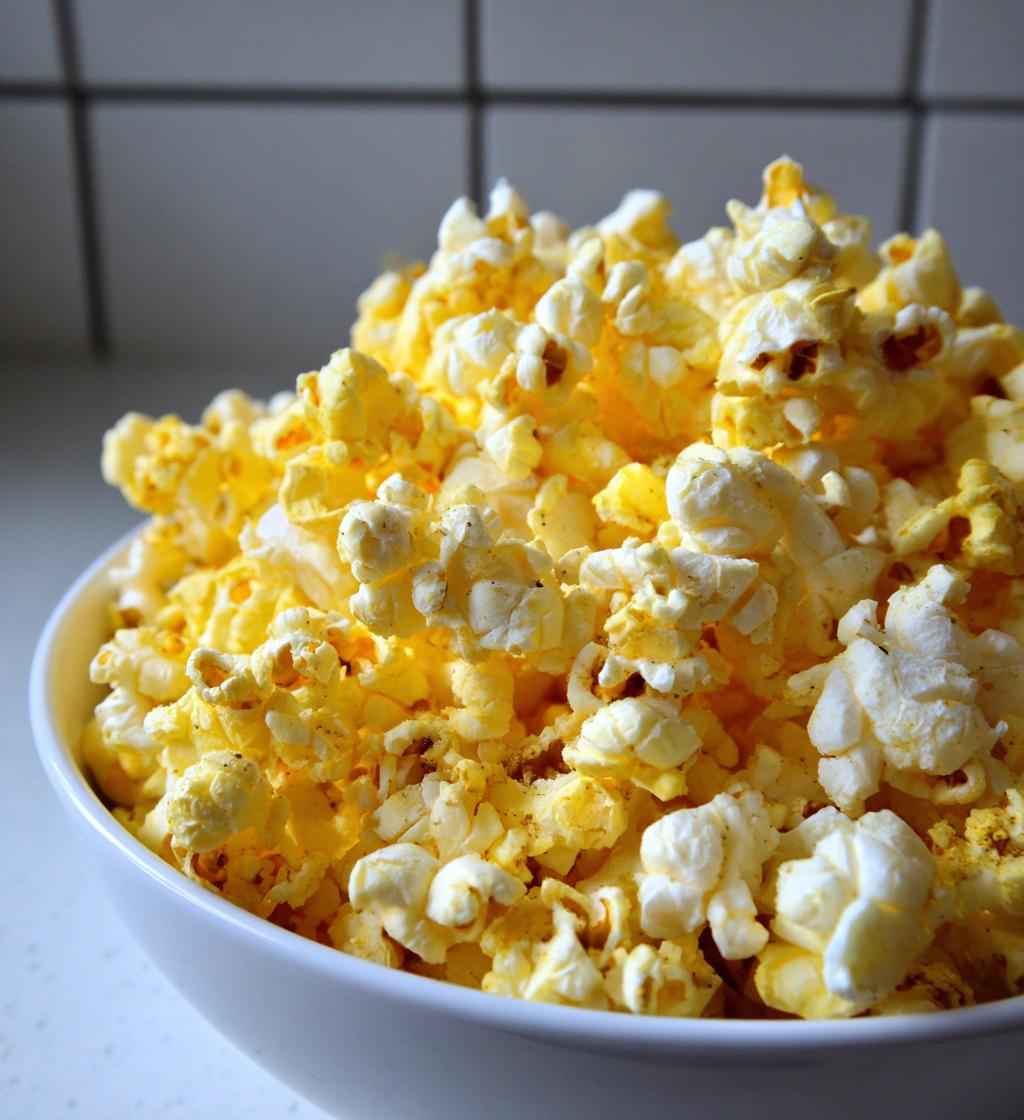 Football Popcorn: 6 Steps to Irresistible Game Day Bliss – Vihaad Przepisy